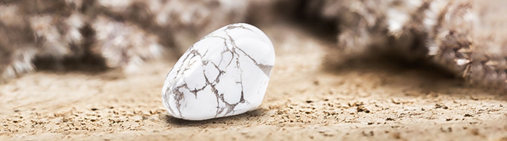 Howlite Crystal Meaning, Properties, and Benefits - Solacely