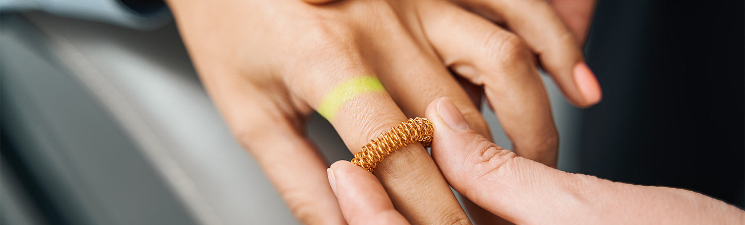 Understanding Why Copper Turns Your Skin Green ? - Solacely